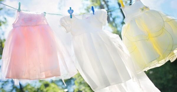 How to Get Perfume Smell Out of Clothes? A Step-by-Step Guide - Source ...