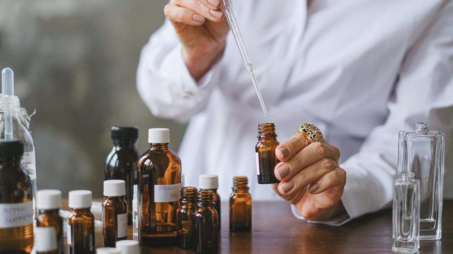 How to Start a Perfume Line? Complete Guide For Your Business - Source ...