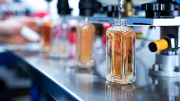 Why is Alcohol Used in Perfume Creation? - Source of Beauty Fragrance